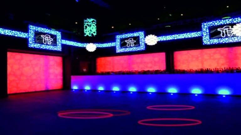¿Qué tipo de luces necesitas para una discoteca? - Luz y Color